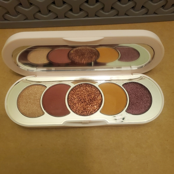 Rare Beauty | Makeup | Rare Beauty Sincerely Me Mini Eyeshadow Palette ...